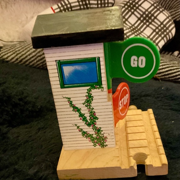 Thomas & Friends | Toys | Thomas Friends Wooden Railway Signal House ...